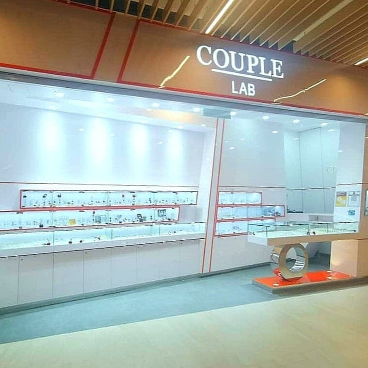 Locate Us - Couple Lab